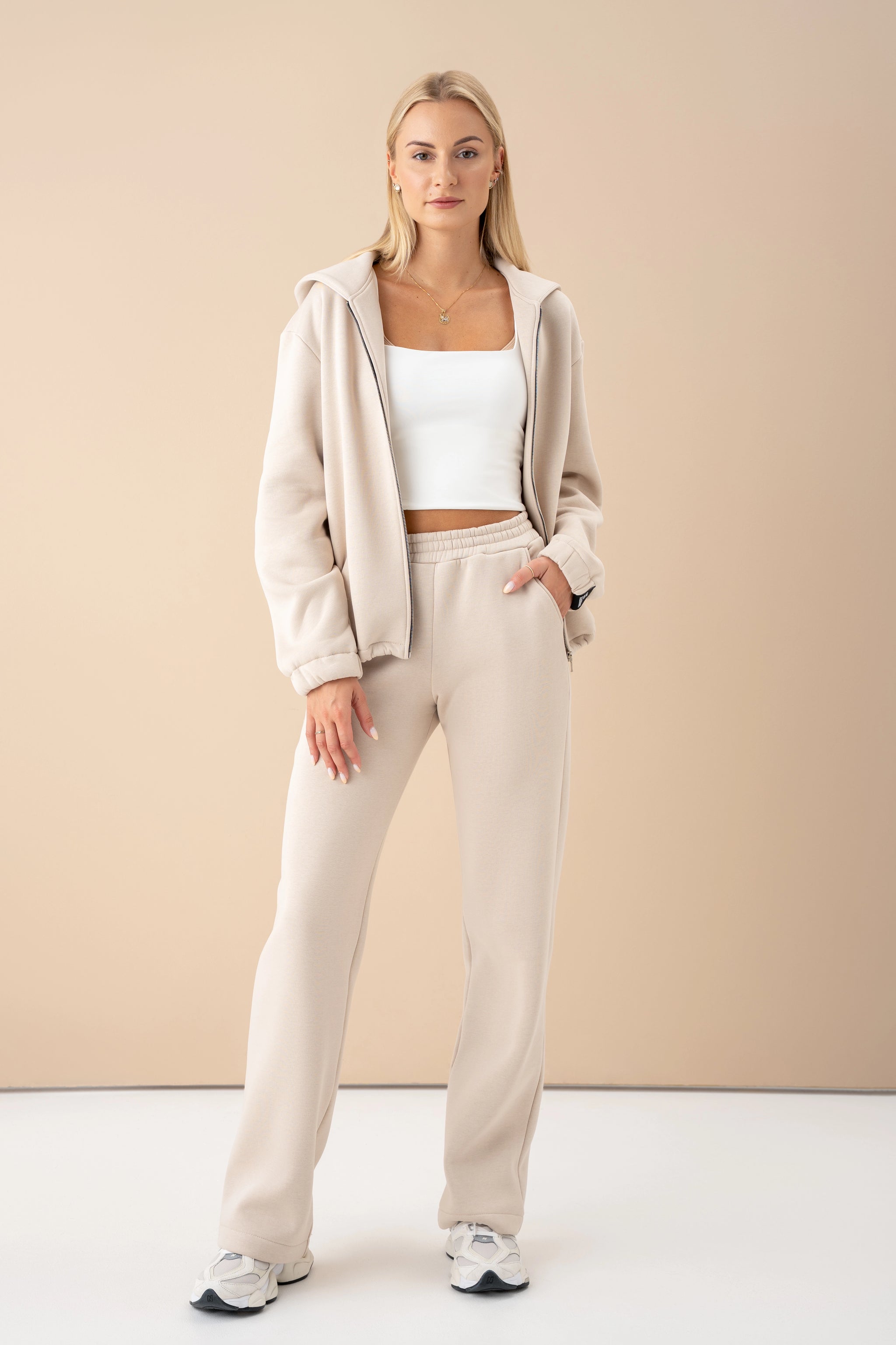 Laisvalaikio treningas „Meida“ kreminis (CMF567-7) | cutmyfashion